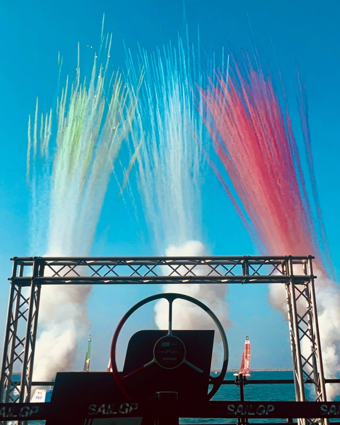 COLOR SMOKE FIREWORKS - JAM Entertainers